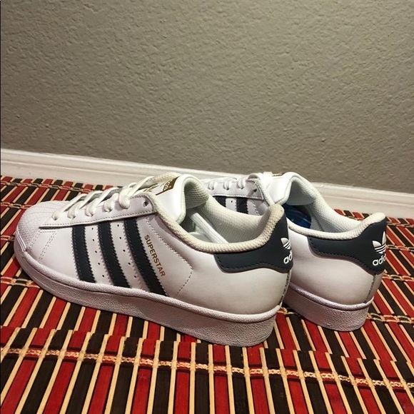 adidas | Shoes | Kids Addidas Shoe Super Star Size 4 | Poshmark